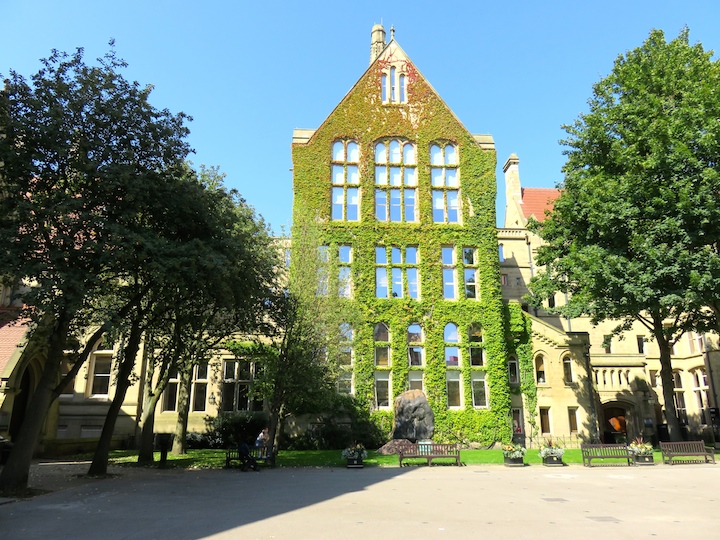 マンチェスター大学のキャンパスと留学情報を紹介 | Aoneko Lab