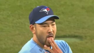 菊池雄星はなぜ指をペロペロと舐めるのか？ | Aoneko Lab